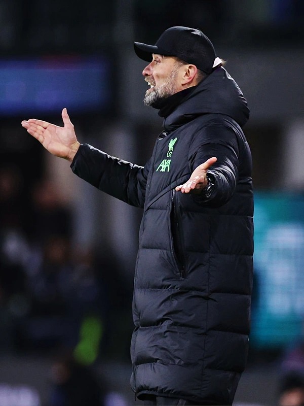 LFC Black Strike Down Jacket | Nike Mens 23/24 Down Jacket